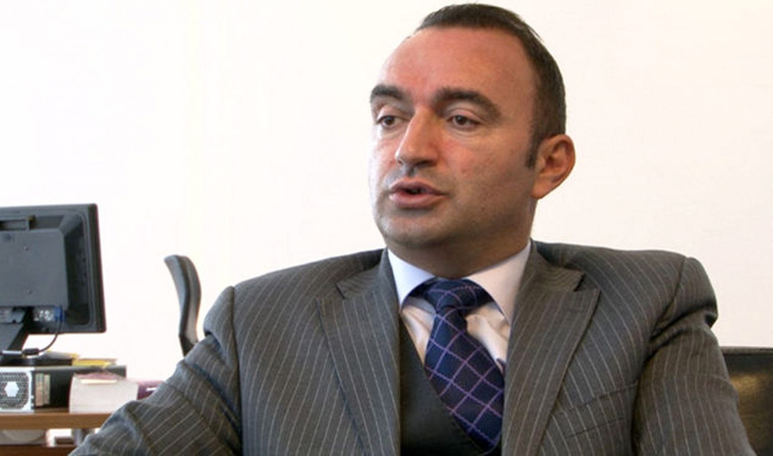 Lulzim Rafuna, kryetar i ri i OEK-ut – Epoka e Re