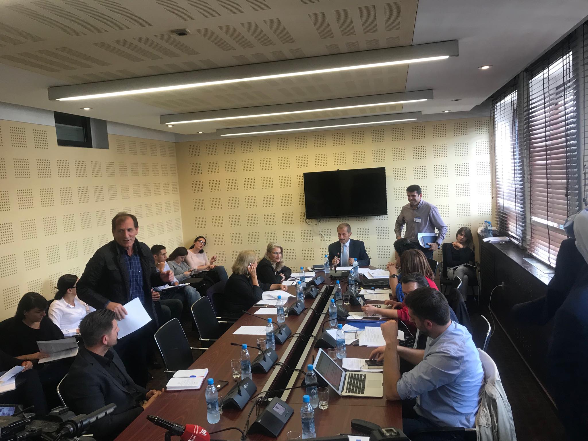 Komisioni për Arsim miraton Projektligjin për mbrojtjen e vlerave të ... Komisioni për Arsim miraton Projektligjin për mbrojtjen e vlerave të ...