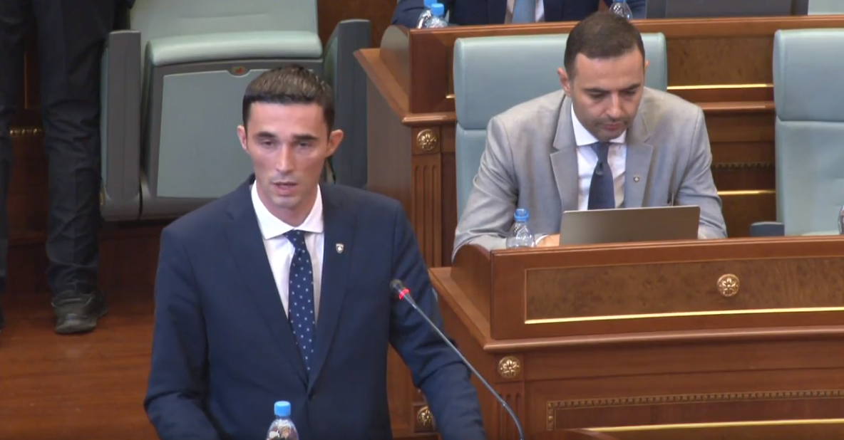 Ministri Shala: Lodrat e dëmshme do të shkatërrohen – Epoka e Re