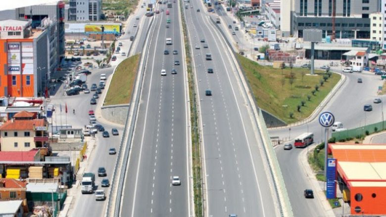 Autostrada Tiranë-Durrës do bëhet me pagesë (Video) – Epoka e Re Autostrada Tiranë-Durrës do bëhet me pagesë (Video) – Epoka e Re