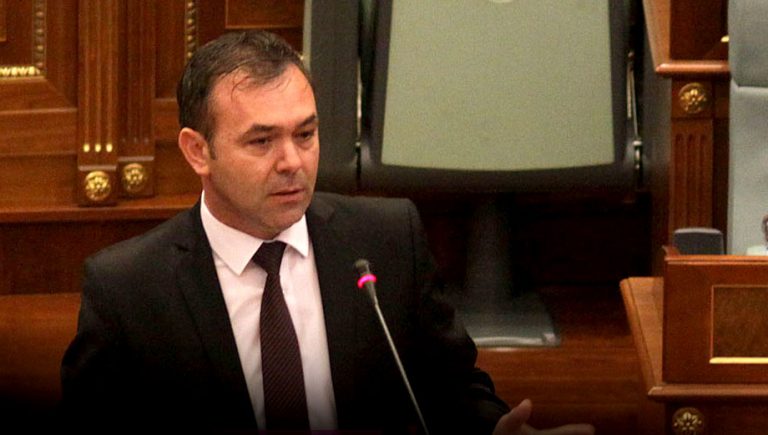 Rexhep Selimi: Agim Veliu nuk kthehet në Qeveri – Epoka e Re