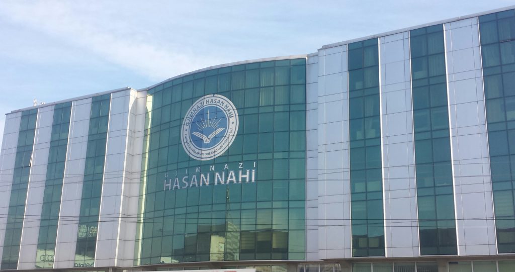 Nxënësi i diplomuar në Gjimnazin “Hasan Nahi” pranohet si kadet në ...