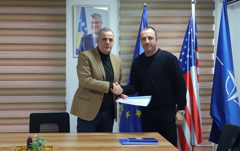 Ismajli nënshkruan letërpërkrahje bashkëpunimi me IOM-in – Epoka e Re Ismajli nënshkruan letërpërkrahje bashkëpunimi me IOM-in – Epoka e Re