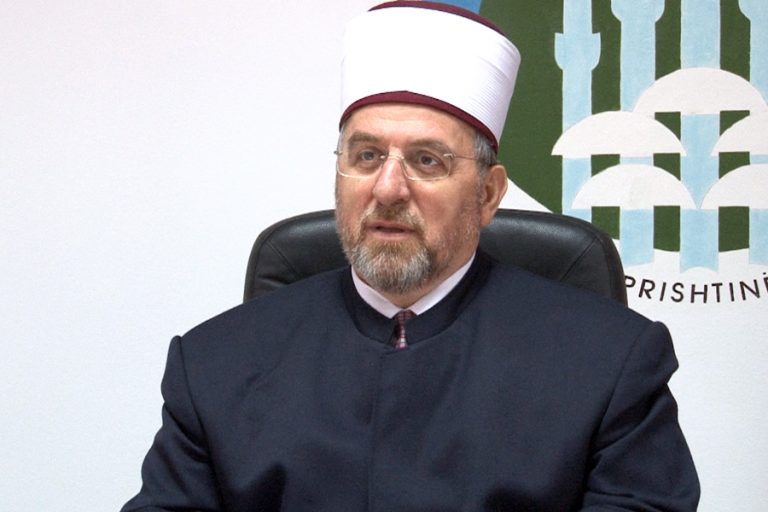 Ngjarjet e dhunshme në Jerusalem, reagon myftiu Naim Tërnava – Epoka e Re Ngjarjet e dhunshme në Jerusalem, reagon myftiu Naim Tërnava – Epoka e Re