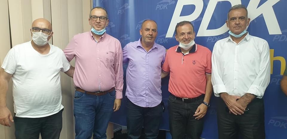 Qazim Qeska zgjedhet kryetar i degës së PDK-së në Rahovec – Epoka e Re Qazim Qeska zgjedhet kryetar i degës së PDK-së në Rahovec – Epoka e Re