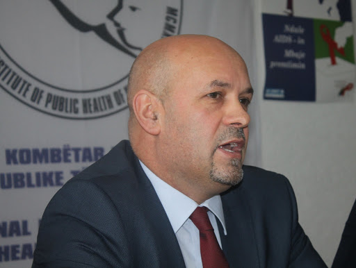 Covid-19, infektologu Sadiku: Po hyjmë në një fazë të re – Epoka e Re Covid-19, infektologu Sadiku: Po hyjmë në një fazë të re – Epoka e Re