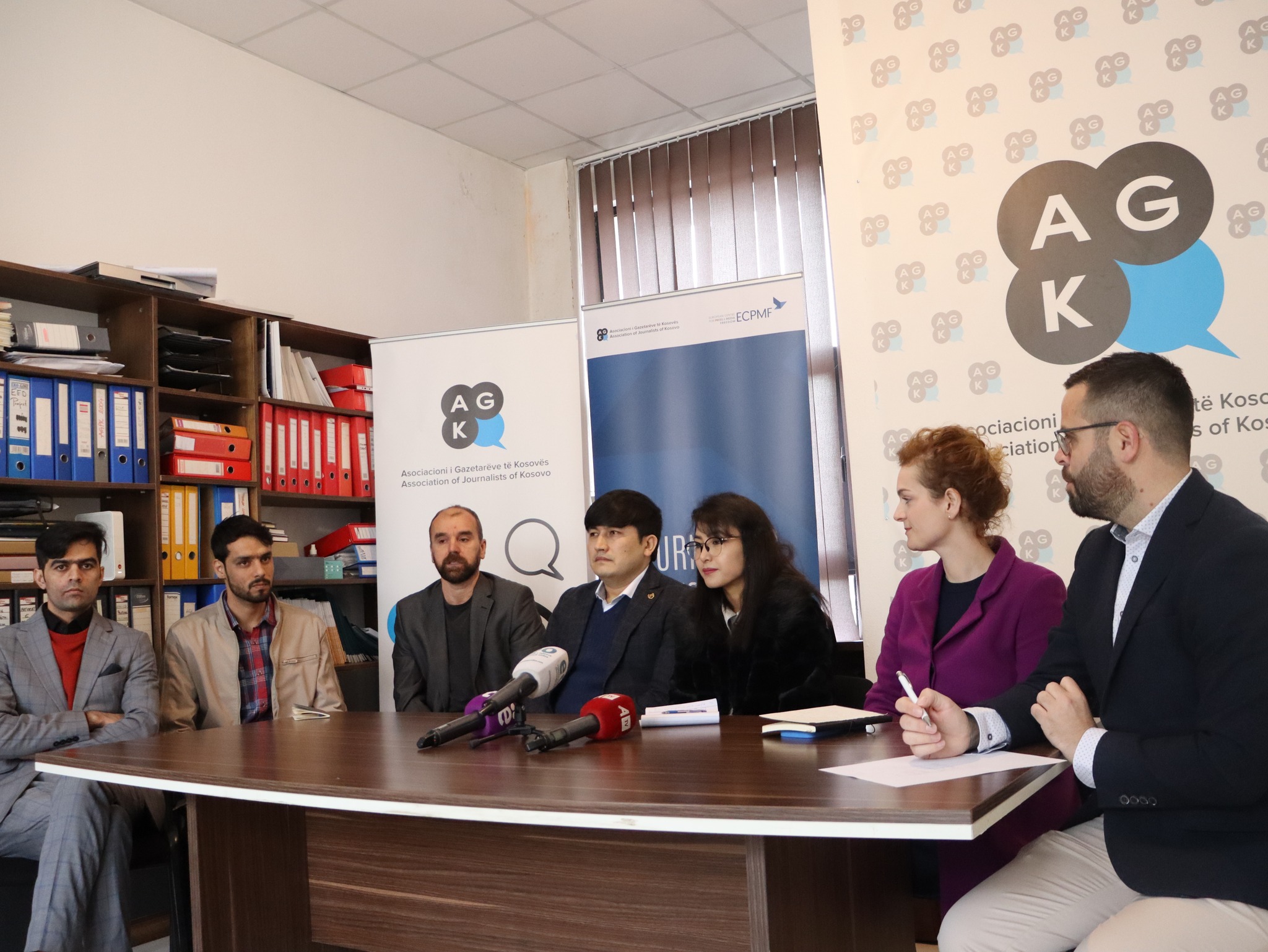 Gazetarët afganë: Mirënjohës ndaj qeverisë dhe AGK-së për mikpritjen ... Gazetarët afganë: Mirënjohës ndaj qeverisë dhe AGK-së për mikpritjen ...