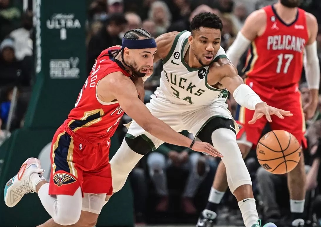 Milwaukee mposhti Chicagon, Clippersat ‘leksion’ Pheonixit – Epoka e Re Milwaukee mposhti Chicagon, Clippersat ‘leksion’ Pheonixit – Epoka e Re