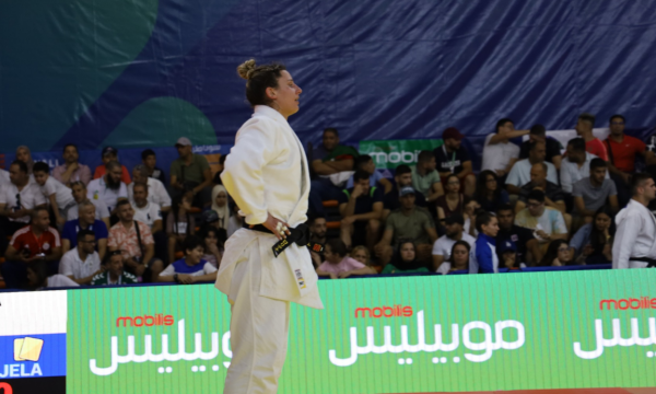 Mposhtet Loriana Kuka, por vazhdon garën për medalje – Epoka e Re Mposhtet Loriana Kuka, por vazhdon garën për medalje – Epoka e Re