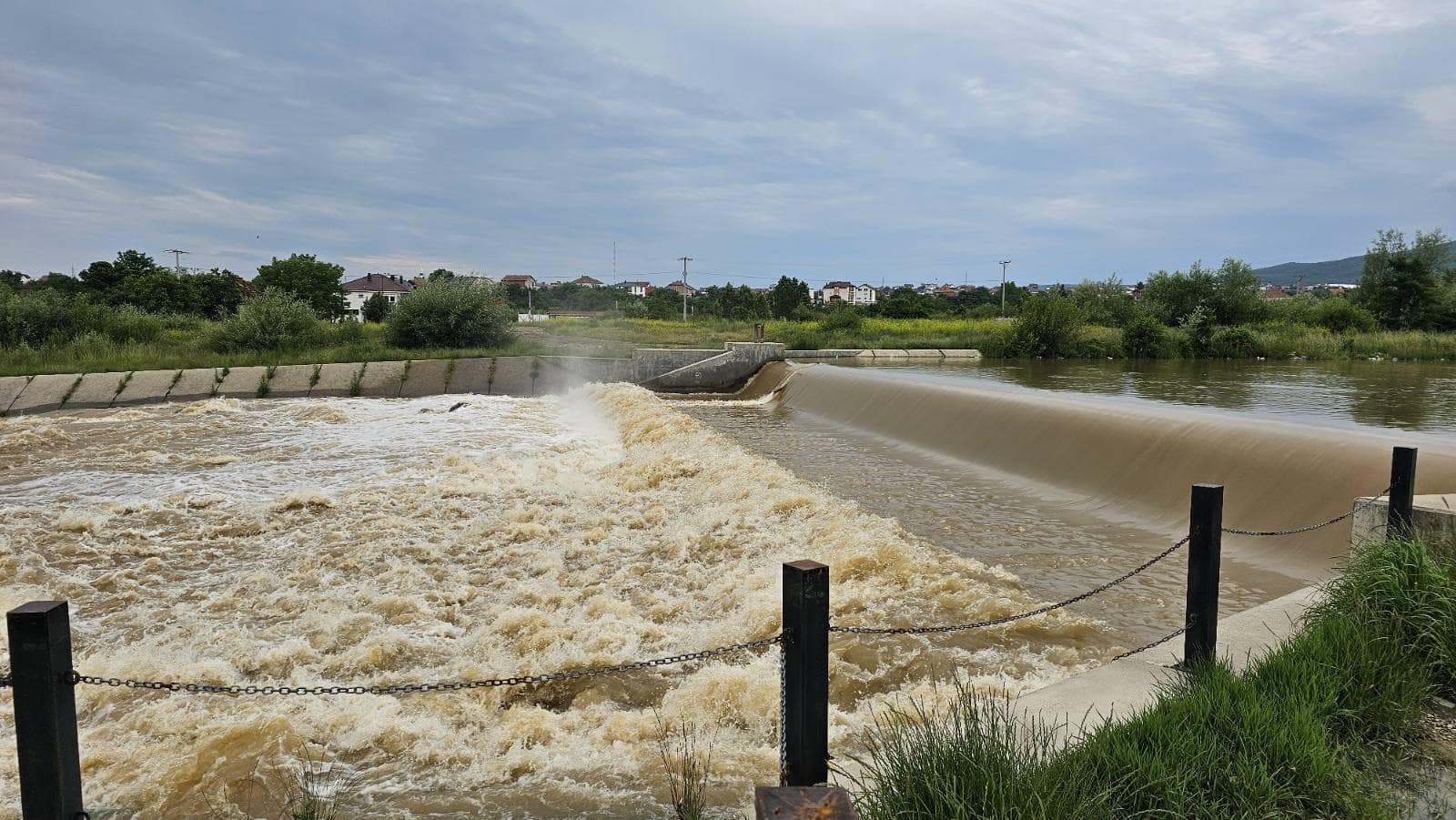 Prishtina, Fushë Kosova dhe Drenasi me reduktime të ujit të pijshëm ... Prishtina, Fushë Kosova dhe Drenasi me reduktime të ujit të pijshëm ...