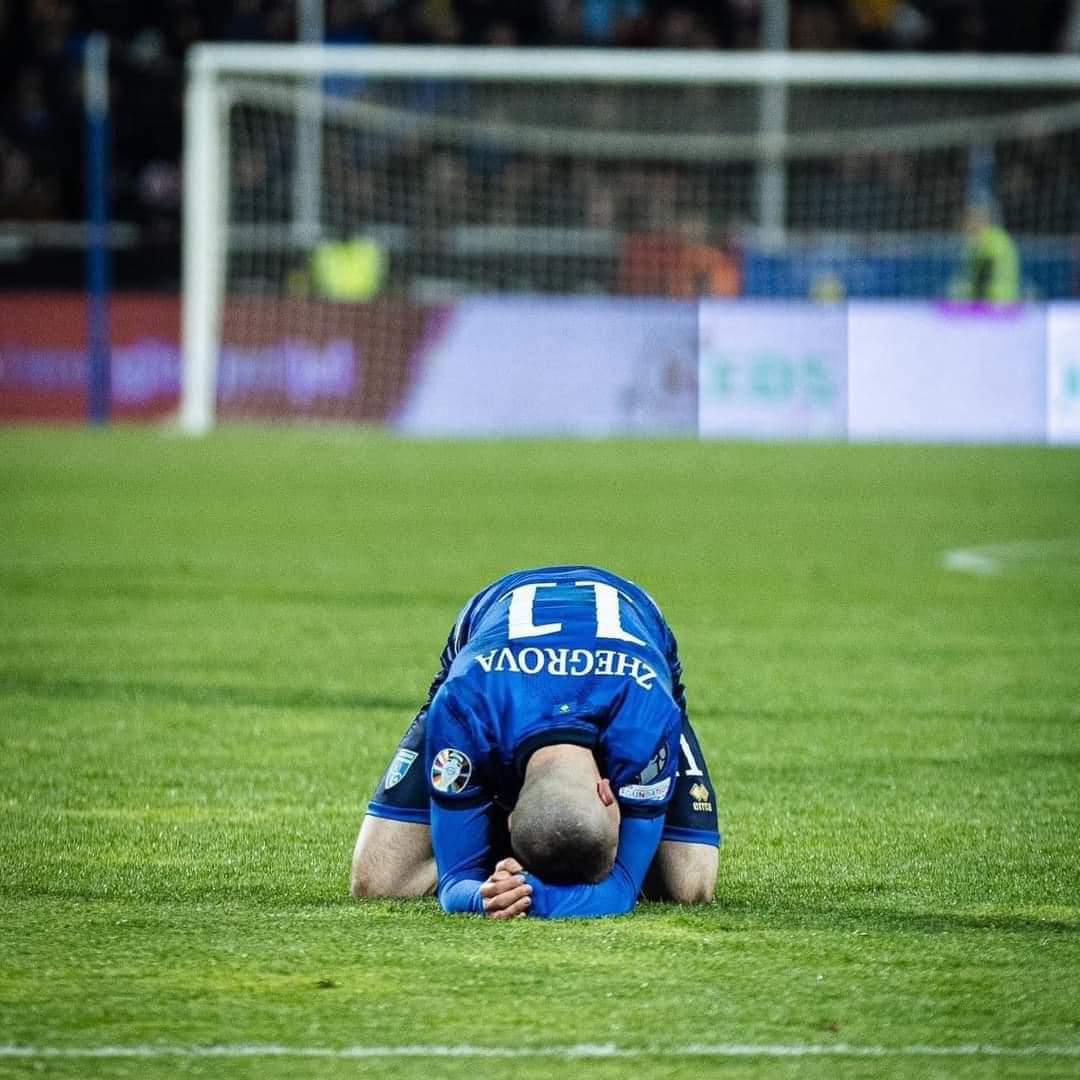 Zhegrova thyen heshtjen, akuzon drejtuesit e FFK-së dhe Kombetarës ... Zhegrova thyen heshtjen, akuzon drejtuesit e FFK-së dhe Kombetarës ...