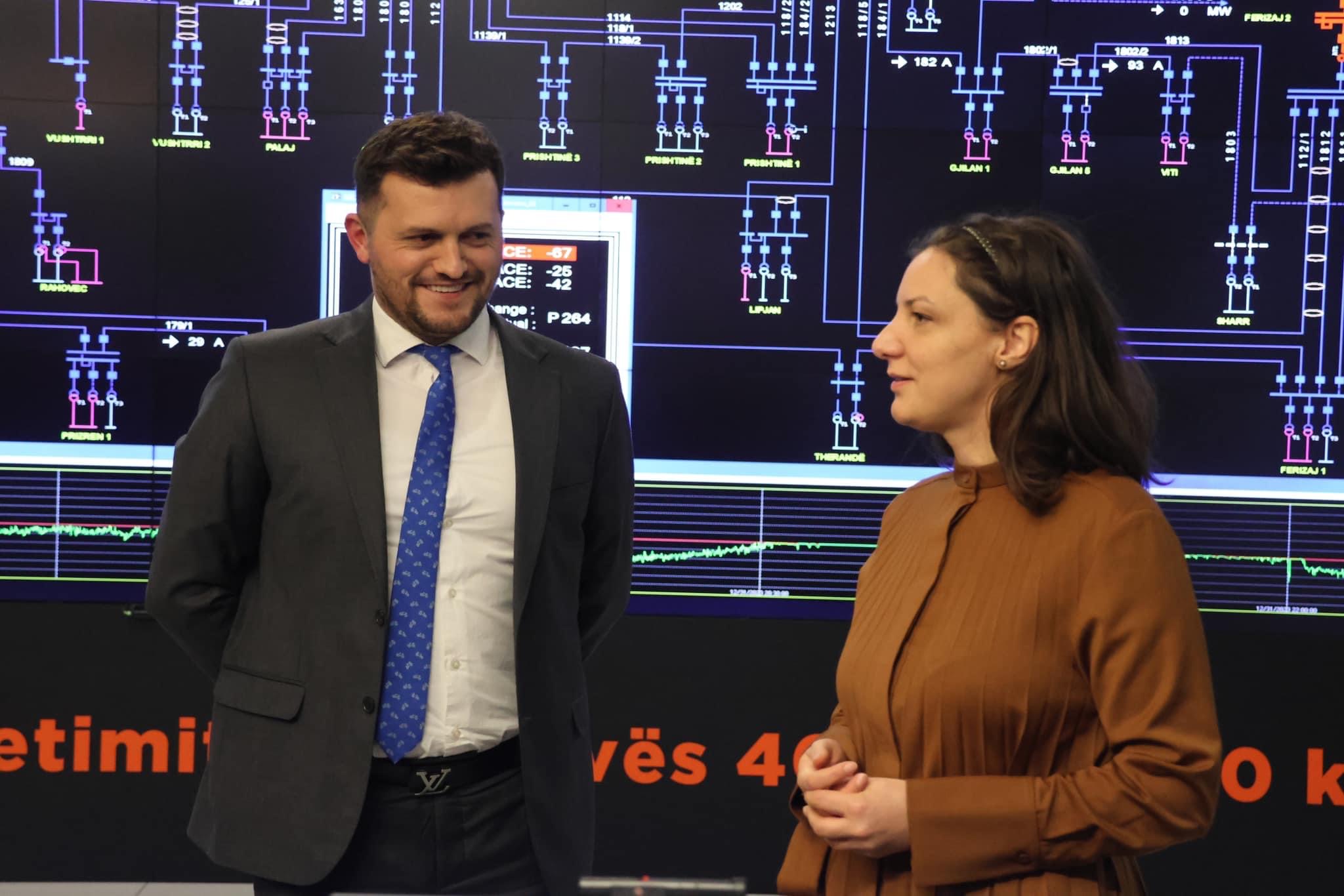 Rizvanolli vizitoi KOSTT-in me rastin e ndërrimit të motmoteve – Epoka e Re