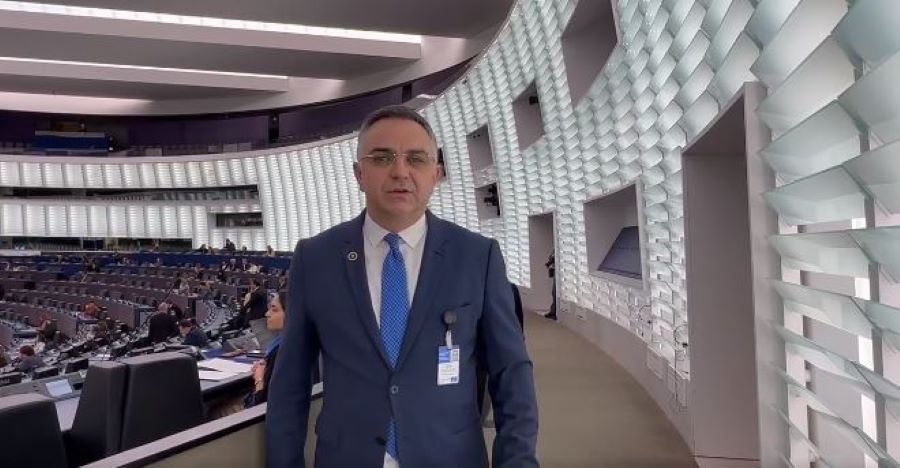Tahiri në Asamblenë e KE-së: Konkluzion i përbashkët se demokracia në ... Tahiri në Asamblenë e KE-së: Konkluzion i përbashkët se demokracia në ...