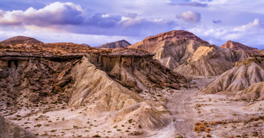Shkretëtira më e madhe në Evropë, një fenomen natyror që tërheq ...