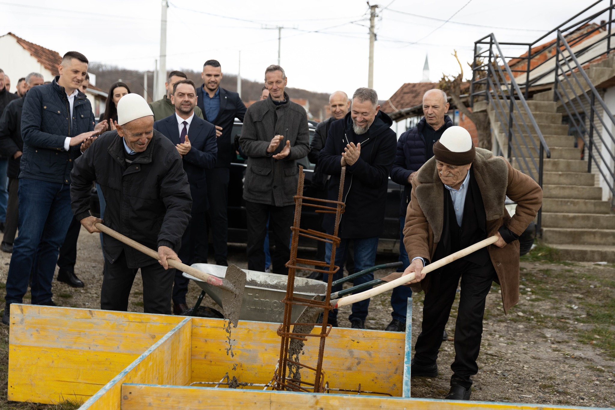 Skenderaj, nis projekti për ndërtimin e Subqendrës në Qirez (foto ... Skenderaj, nis projekti për ndërtimin e Subqendrës në Qirez (foto ...