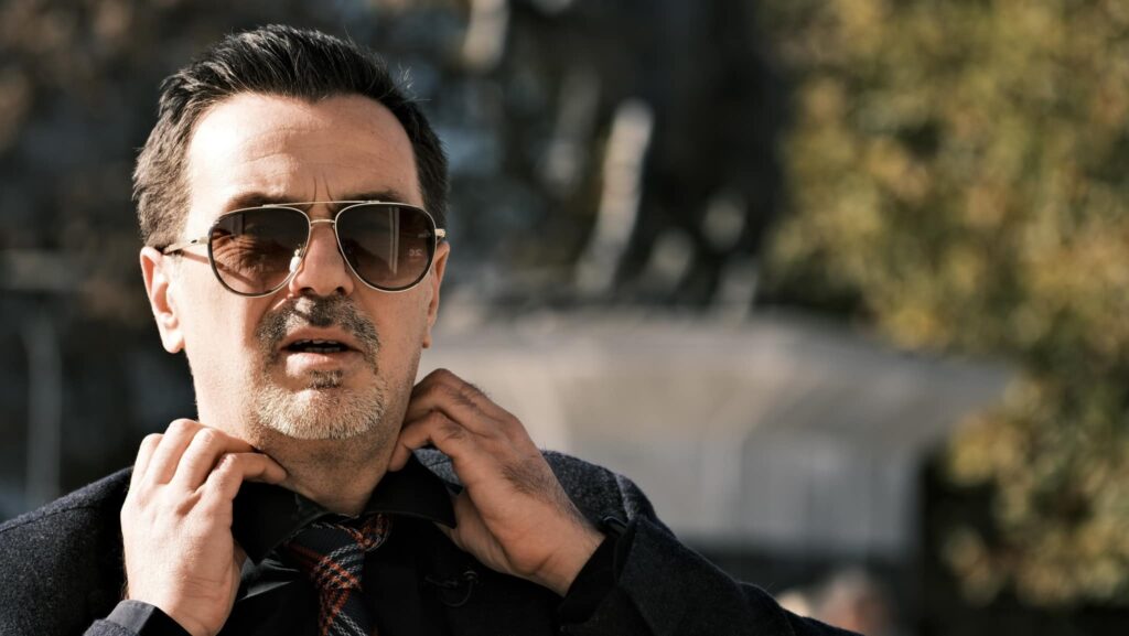 Fejohet gazetari Astrit Gashi, kjo është vajza fatlume – Epoka e Re