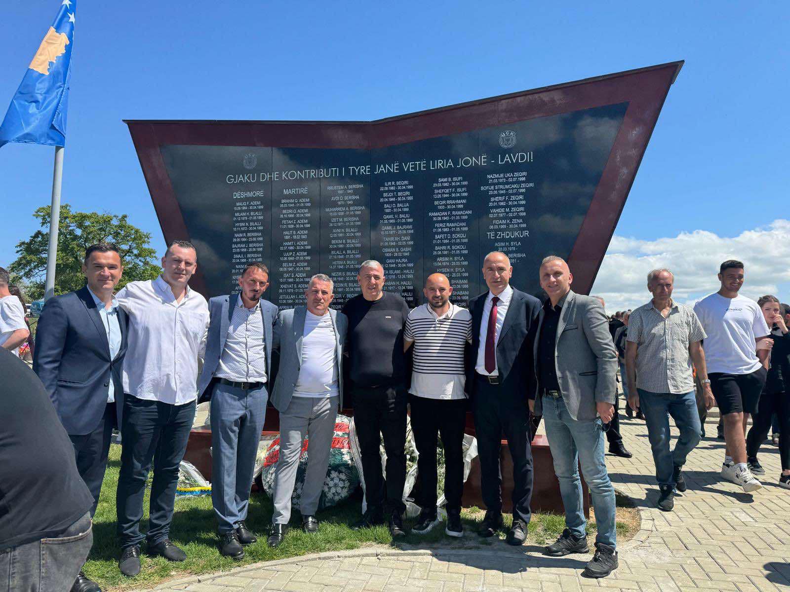 Ragip Xhaka kujton Ilaz Kodrën: Nder e respekt në përulësi për ...