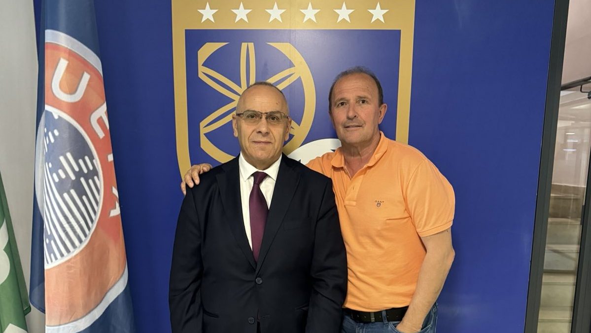 Xhevdet Muriqi viziton FFK-në, pritet nga presidenti Ademi – Epoka e Re Xhevdet Muriqi viziton FFK-në, pritet nga presidenti Ademi – Epoka e Re