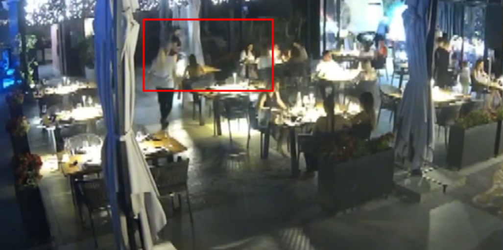 Publikohen pamjet, momenti kur motrat Berisha sulmojnë fizikisht ... Publikohen pamjet, momenti kur motrat Berisha sulmojnë fizikisht ...